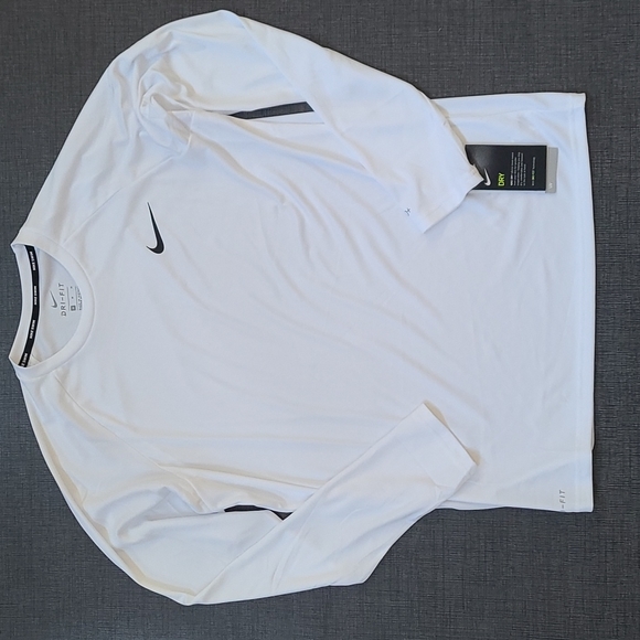 Nike | Shirts | Nike Mens Essential Long Sleeve Hydro Rash Guard | Poshmark